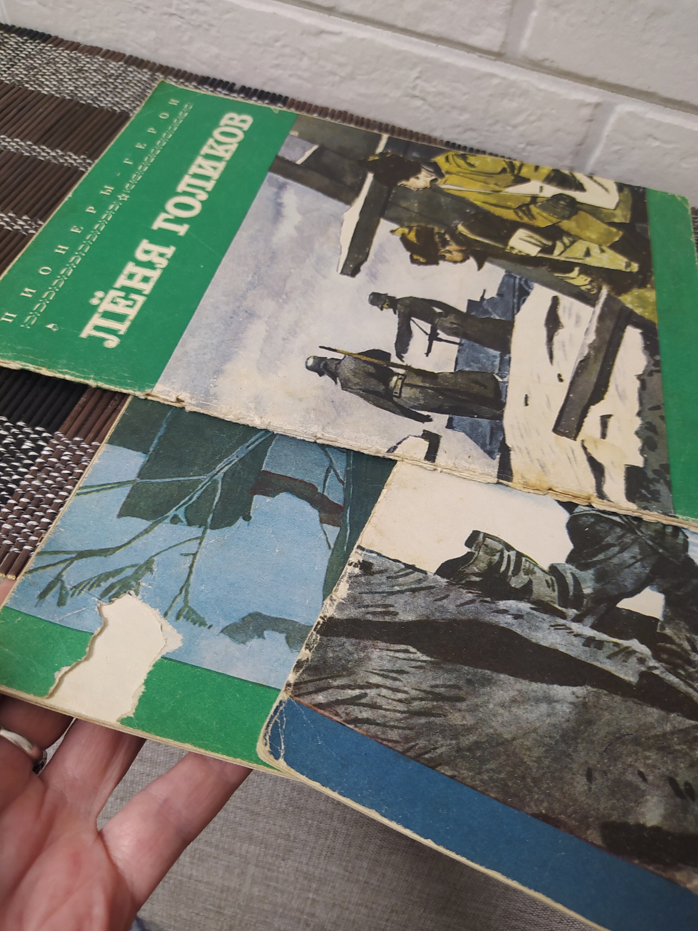 Set of 8 WW2 Children Book/soviet Pioneer Heroes Book - Etsy