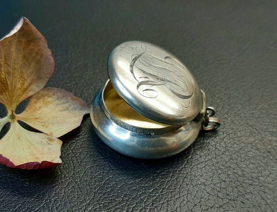 Antique Victorian Sterling Silver Box Locket Engraved… - Gem