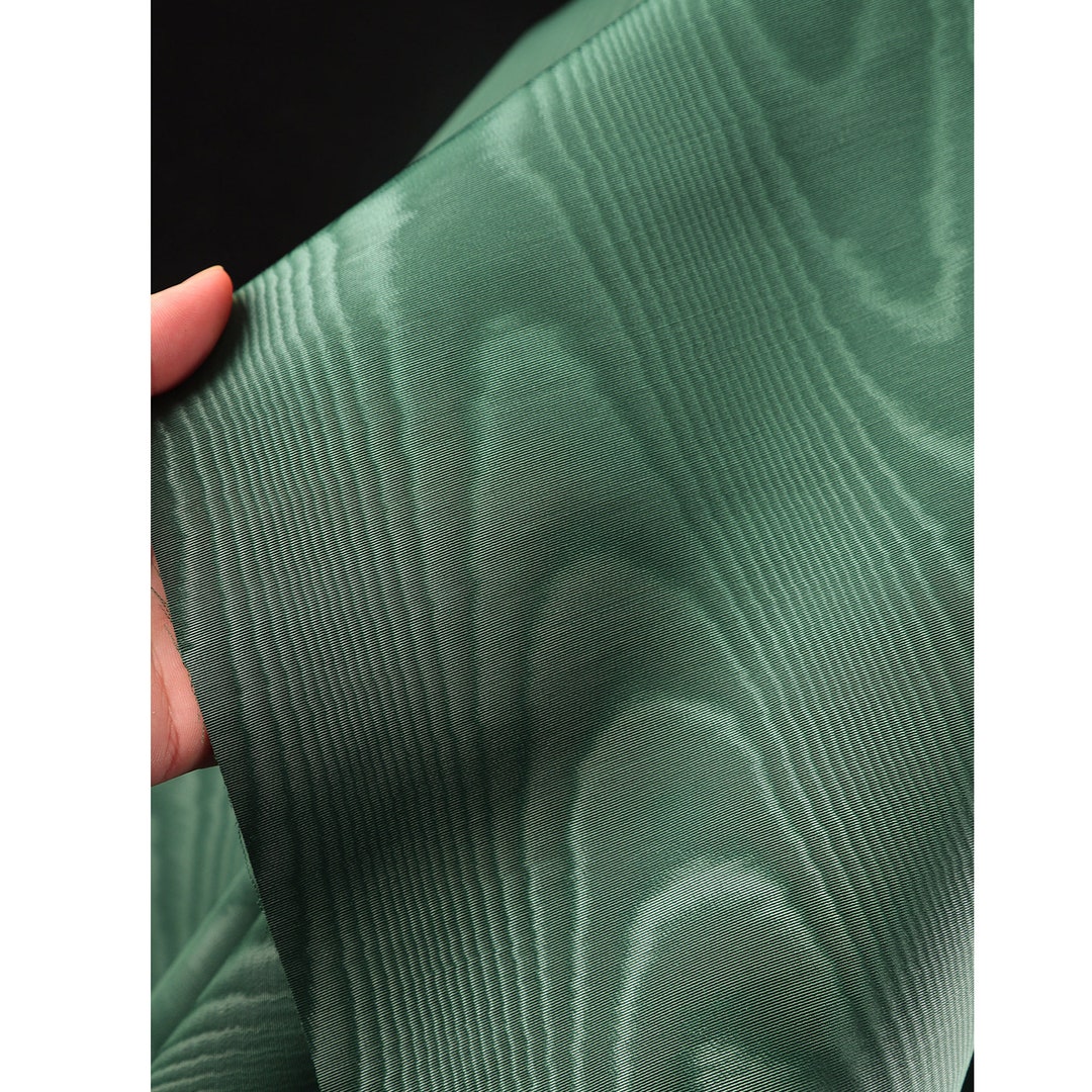 Vintage Green Moire Jacquard Fabric Drapery Reflective Wave Texture ...
