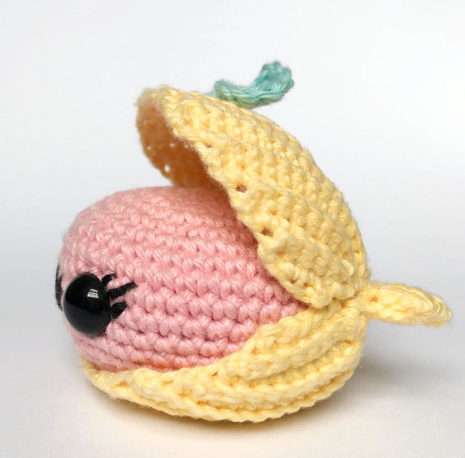 Crochet Pattern: Camilla the Clam - Etsy
