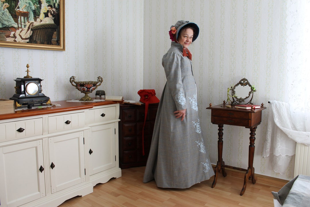 Redingote Regency Empire 100% Wool Embroidered or Military Style ...