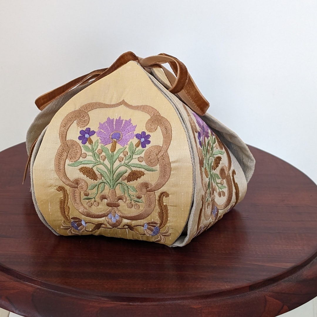 Elizabethan Bag Five Petals Bag Silk With Embroidery Renaissance Bag - Etsy