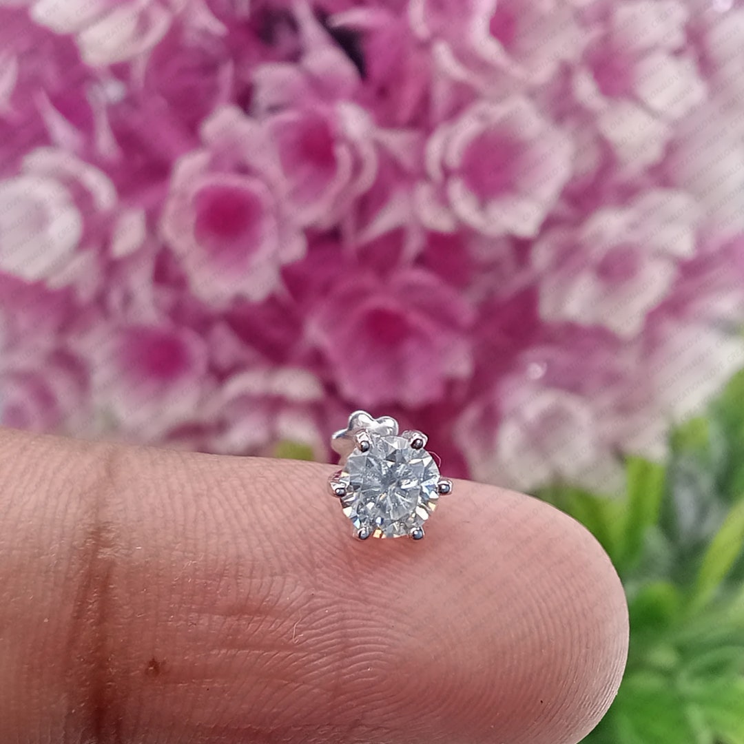 Round Cut Moissanite Screw Nose Pin, Moissanite Womens Nose Pin ...