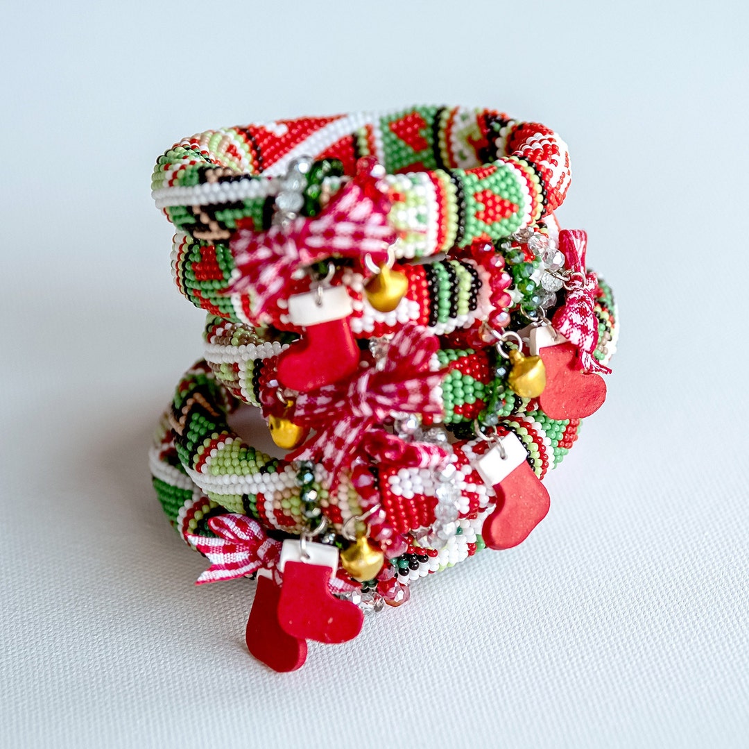 Christmas Bracelet Beaded Christmas Bracelet Stacking Bracelet Cute ...
