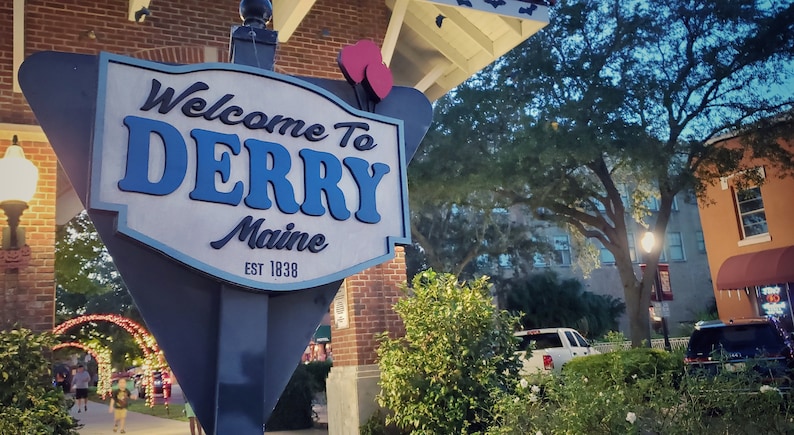Welcome to Derry IT Wooden 3D Sign - Etsy
