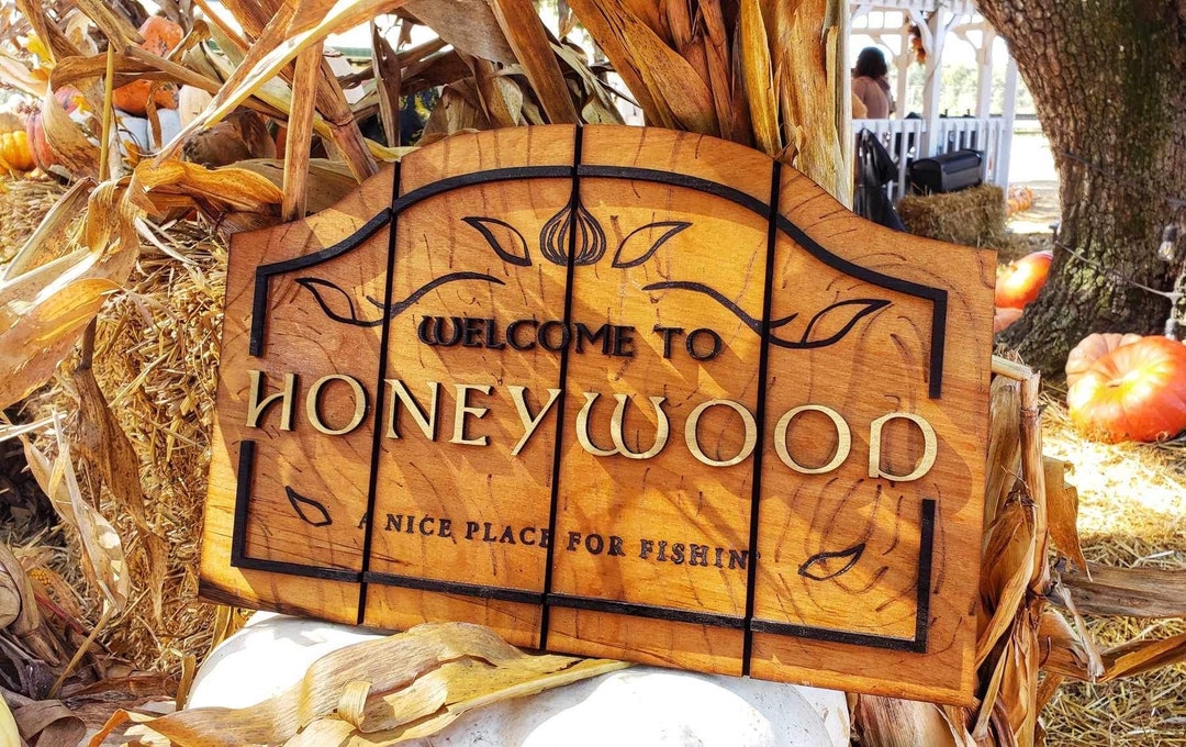 Welcome to Honeywood - Epic NPC Man - Viva La Dirt League - Wood Carved ...