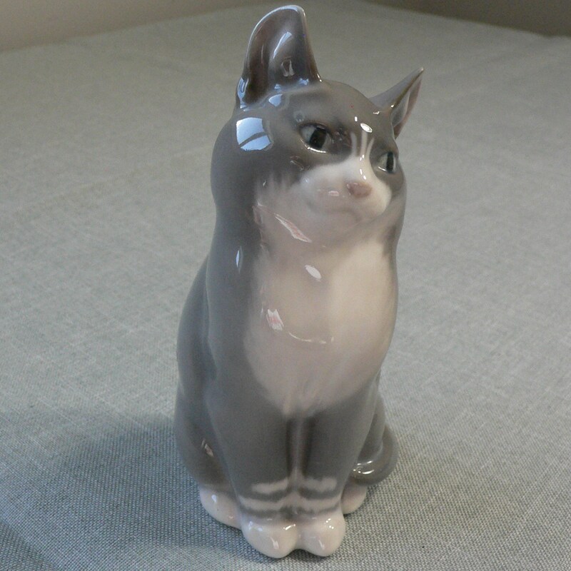 Cat Porcelain - Etsy