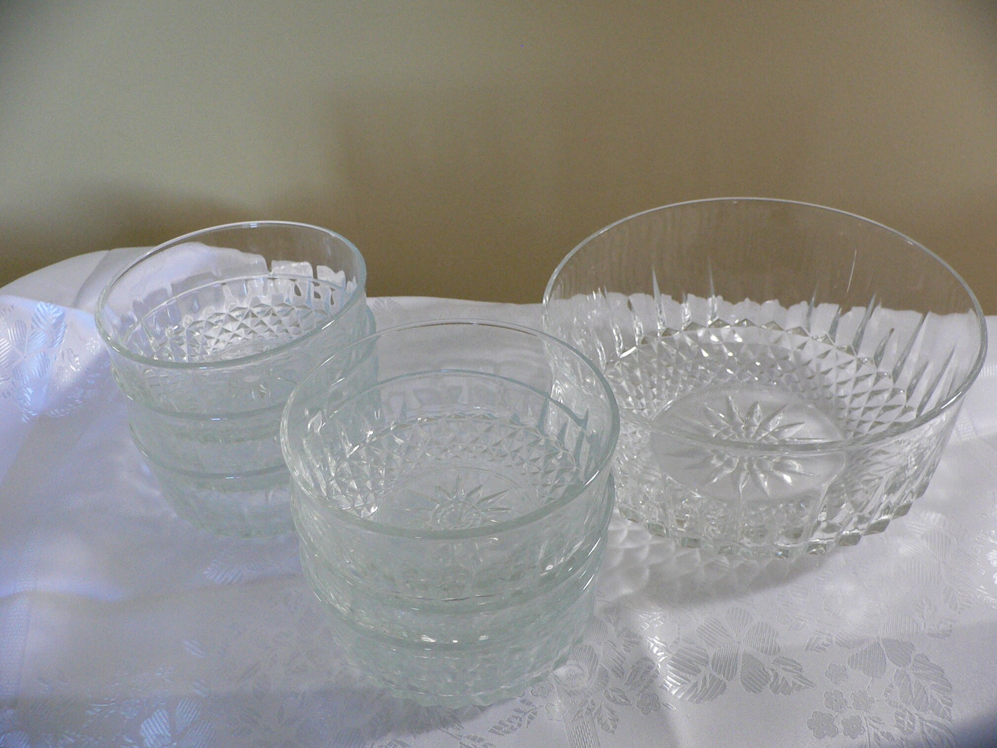 Bowls Vintage Arcoroc France Clear Glass Diamond Starburst Salad Bowls ...