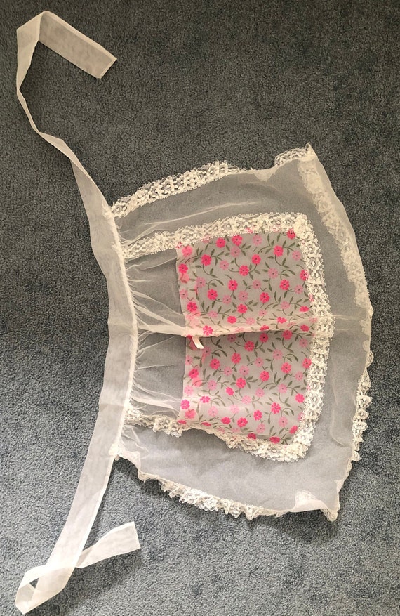 Vintage-inspired kitchen apron - Gem