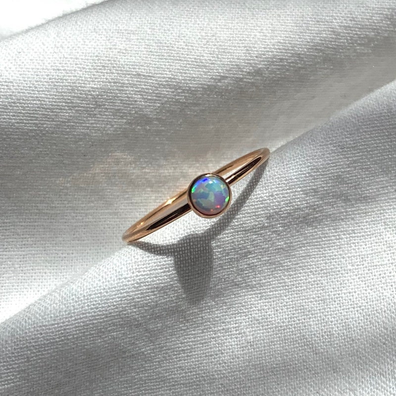 Round Fire Opal Gold Ring - Etsy