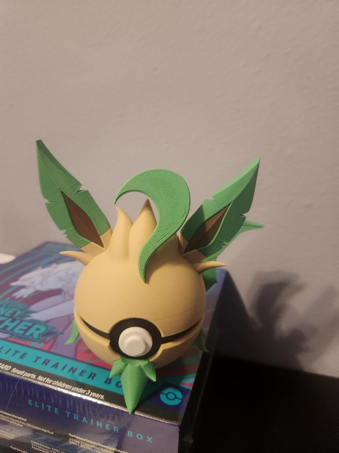 Leafeon 3D Printed Monster Ball - Etsy