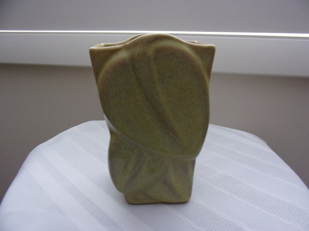 Vintage Ceramic Dryden Pottery Leaf Vase - Etsy