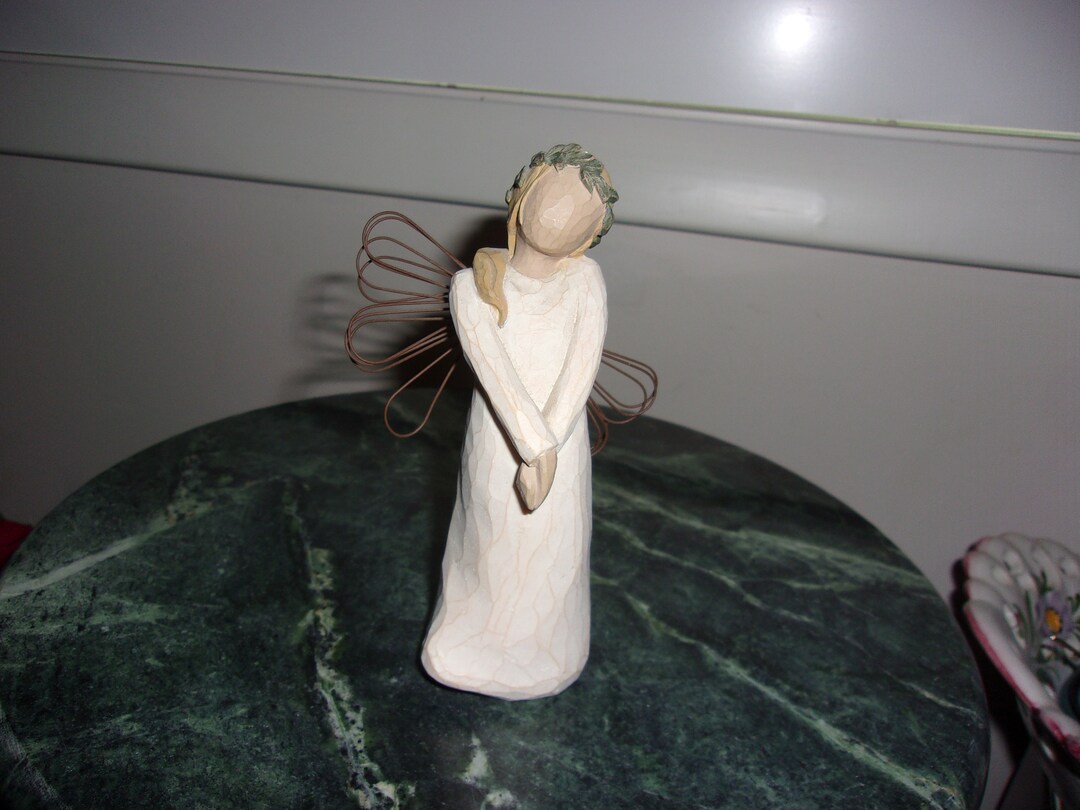 Vintage Willow Tree Celebrate Angel Figurine - Etsy