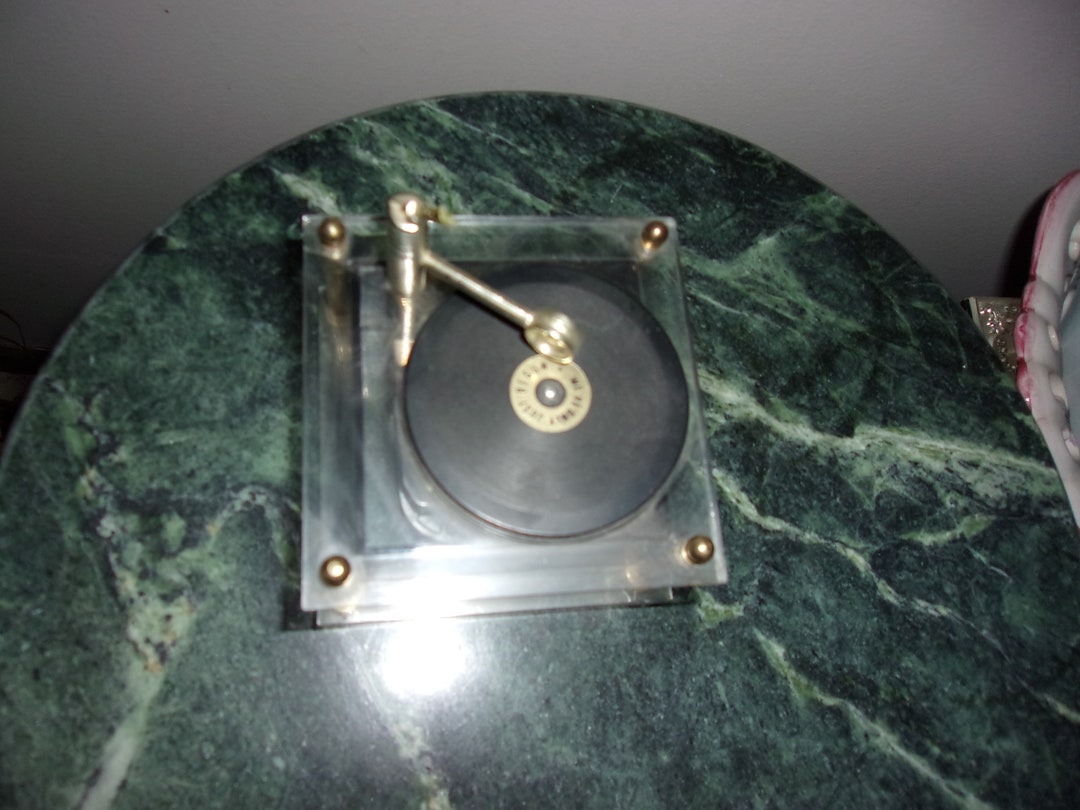 Vintage Old Record Player Music Box "we've Only Just Begun" Music Box ...