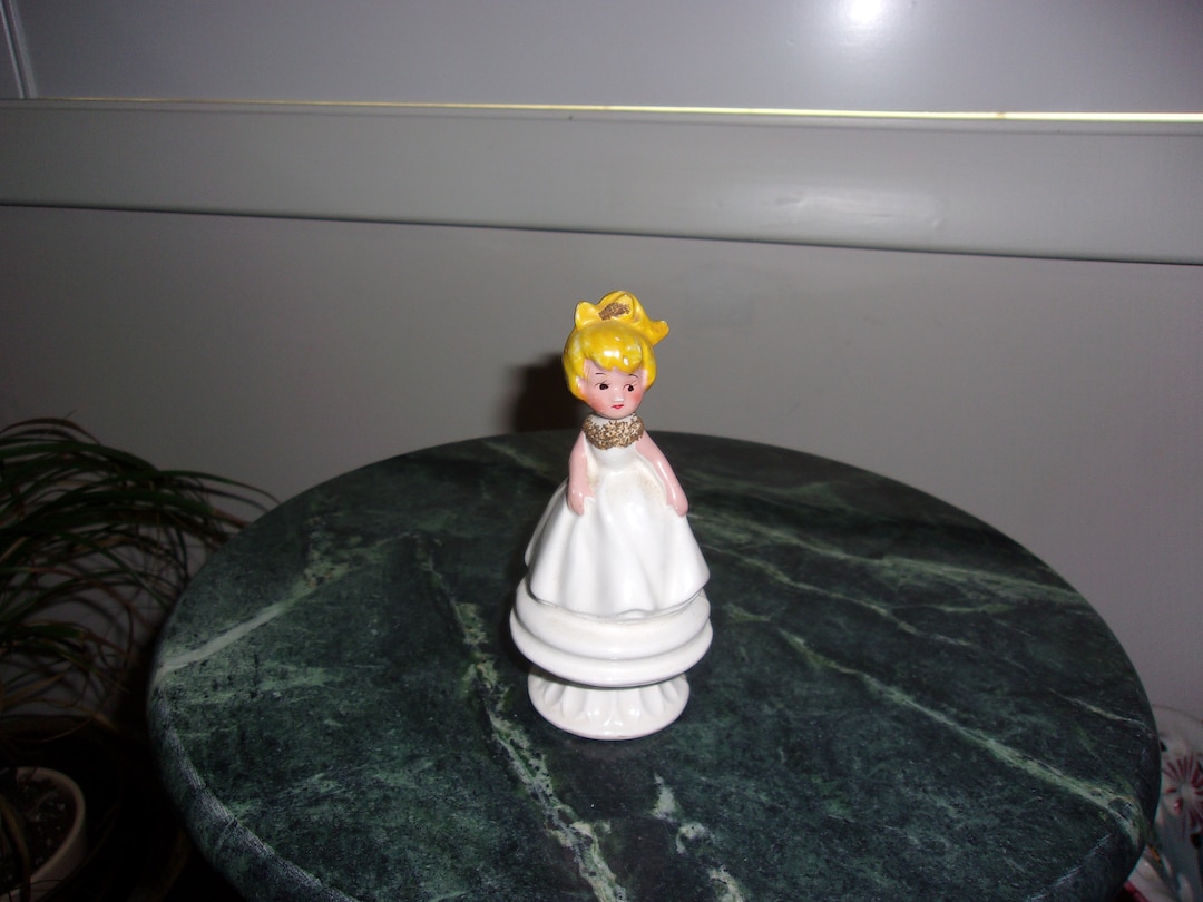 Vintage Handcrafted Small Girl Figurine - Etsy