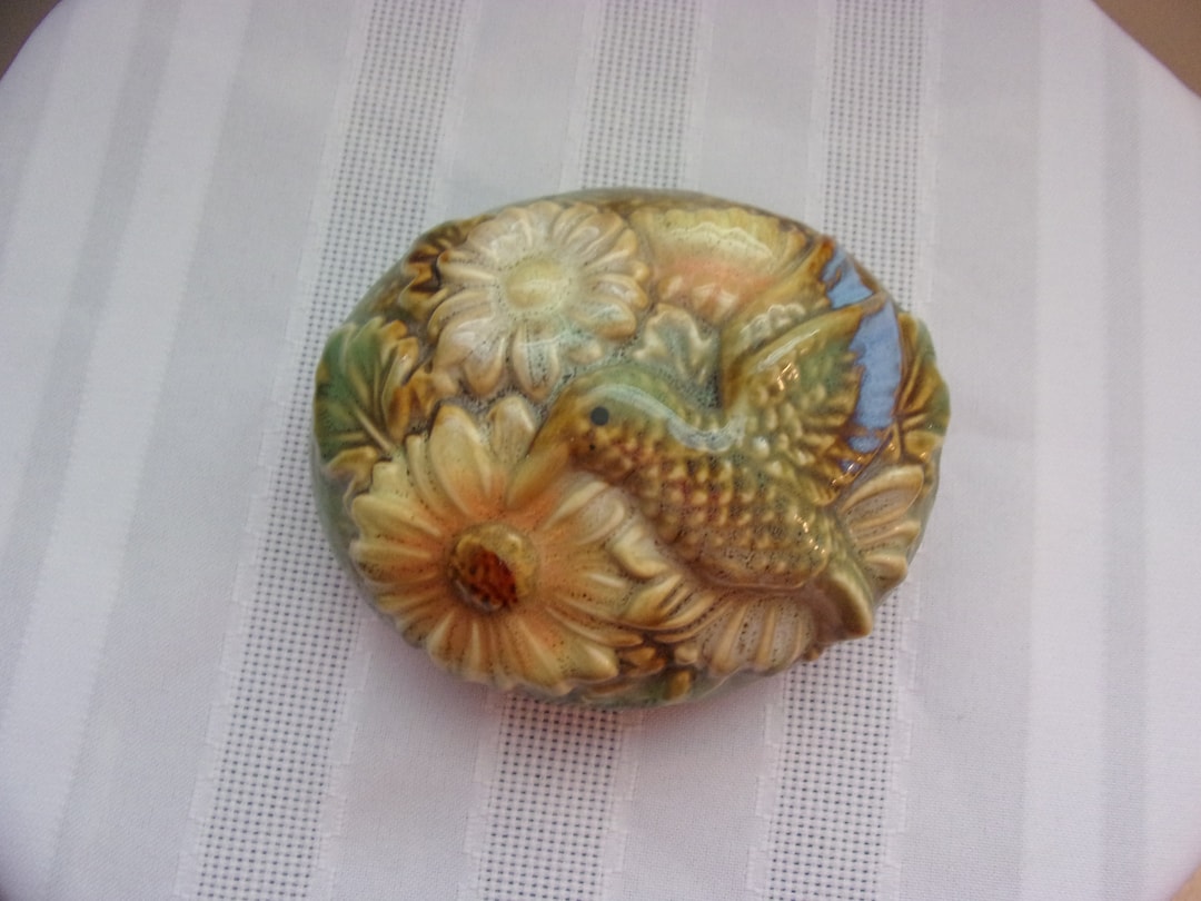 Vintage Ceramic Hummingbird Figurine/paperweight - Etsy