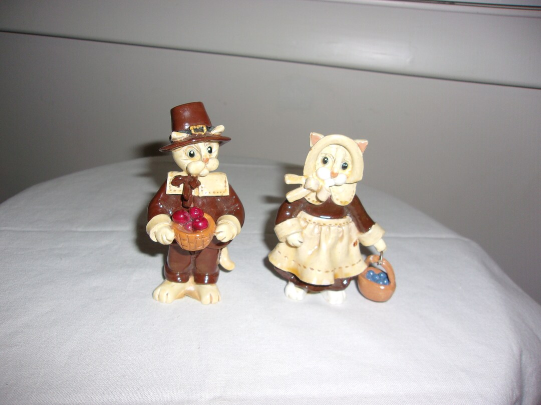 Vintage Handcrafted Pair of Small Cat Pilgrims Figurines - Etsy