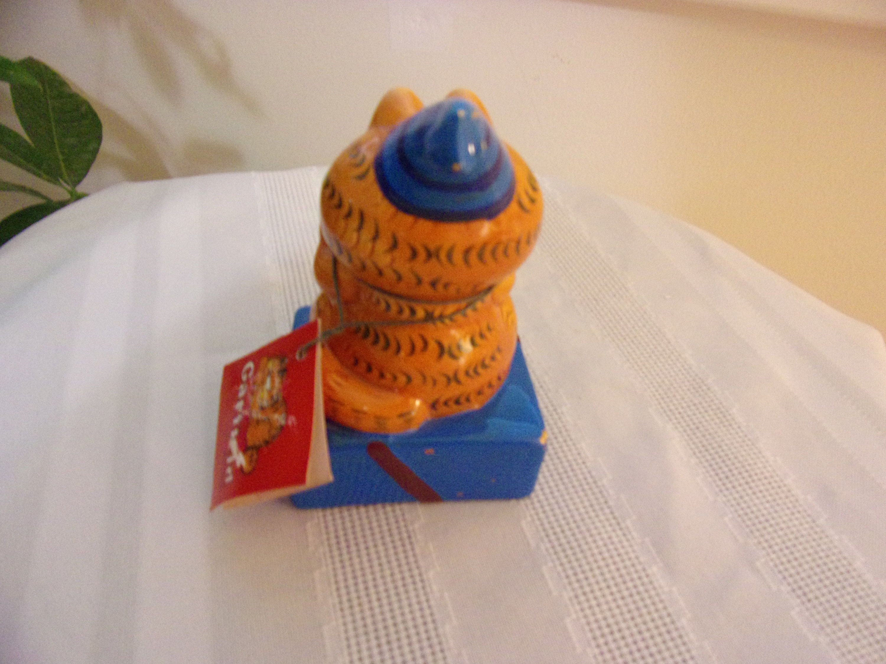 Vintage Ceramic Garfield Figurine Collectible | Etsy