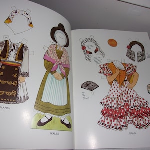 Vintage Traditional Folk Costumes of Europe Paper Dolls in Full Color ...