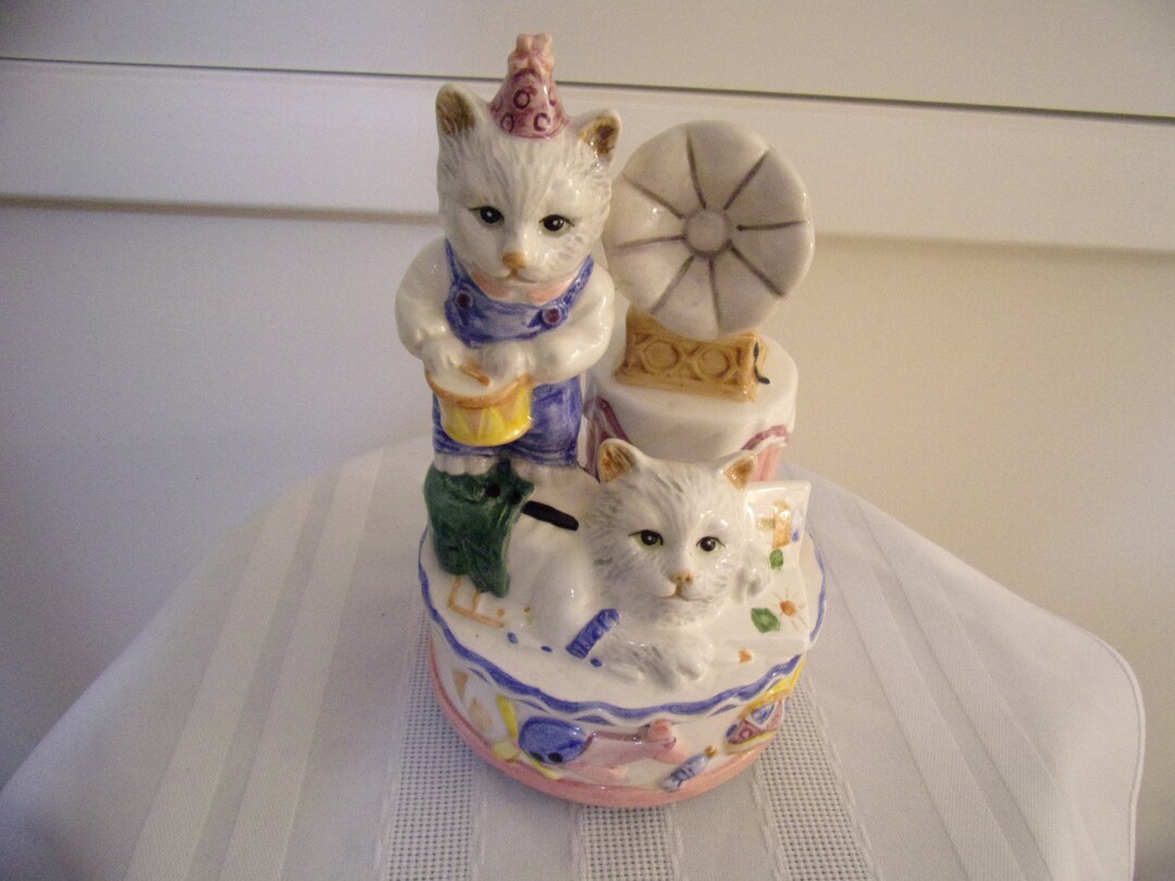 Vintage Pair of Cats Ceramic Music Box - Etsy