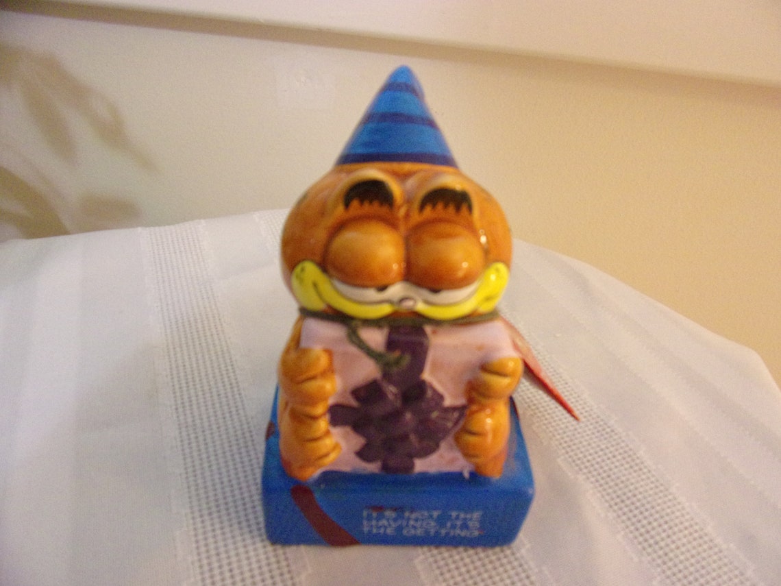 Vintage Ceramic Garfield Figurine Collectible - Etsy UK