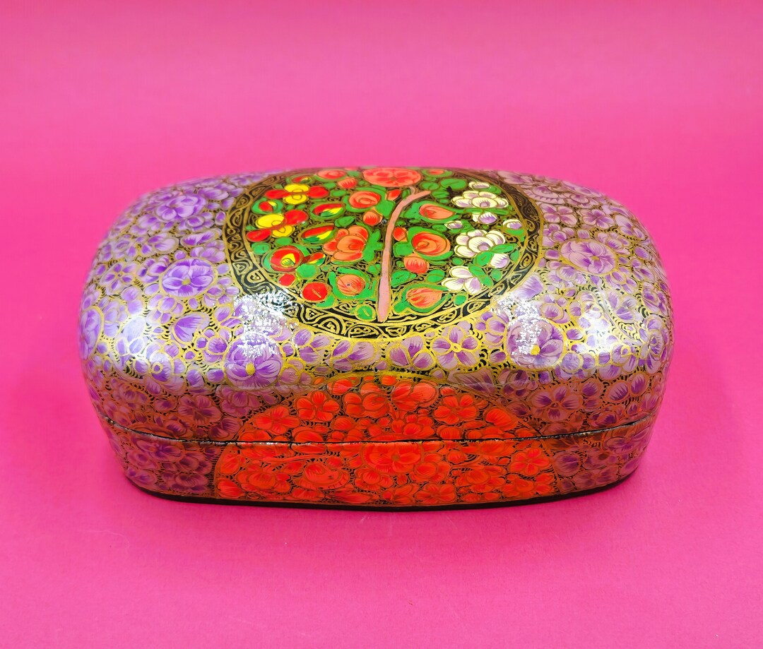 Kashmiri Hand-painted Paper Mache Box. Decorative Gift Box - Etsy