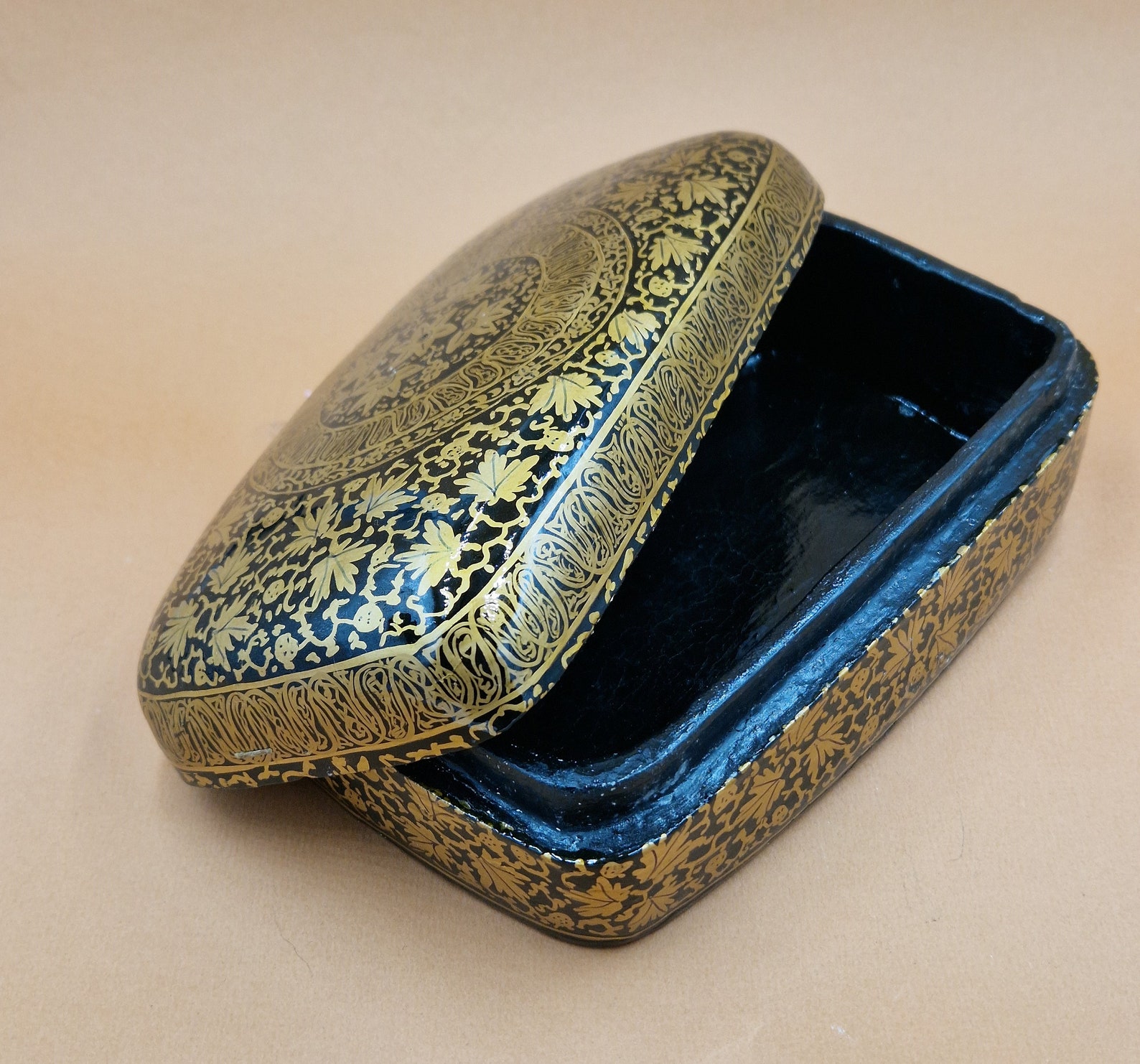 Hand-painted Paper Mache Box. Decorative Gift Box - Etsy