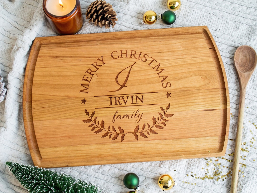 Christmas Cutting Boards | Christmas Wood Cutting Board, Personalized ...