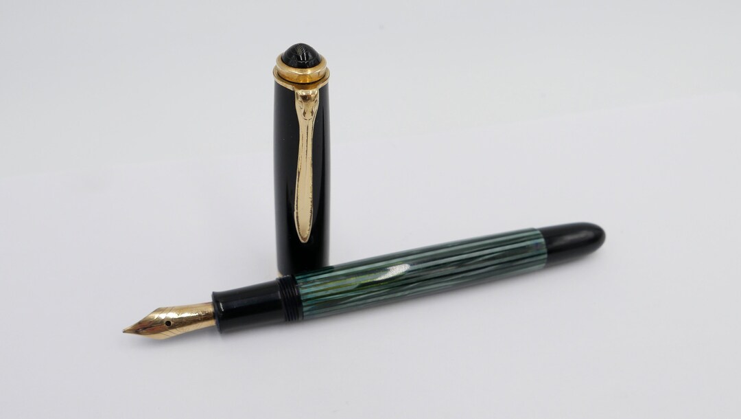50s PELIKAN 400 Fountain Pen 585 14ct Gold Pen M Green Black Striped - Etsy