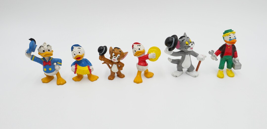 Walt Disney Bully 1984 y MGM 1967 Tom y Jerry Pato Donald Gustav Goose ...