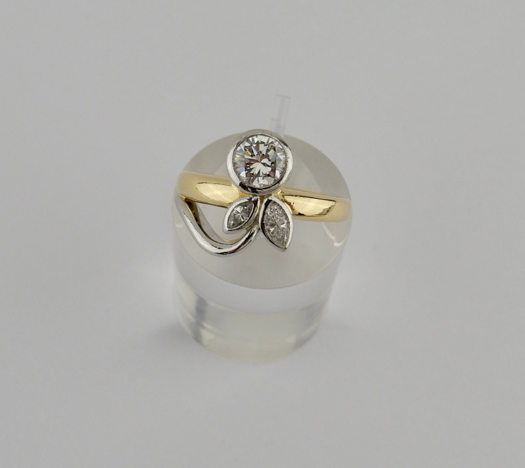 Floral JACOBI Bicolor 750 18K Gold & 950 Platinum Ring - Etsy