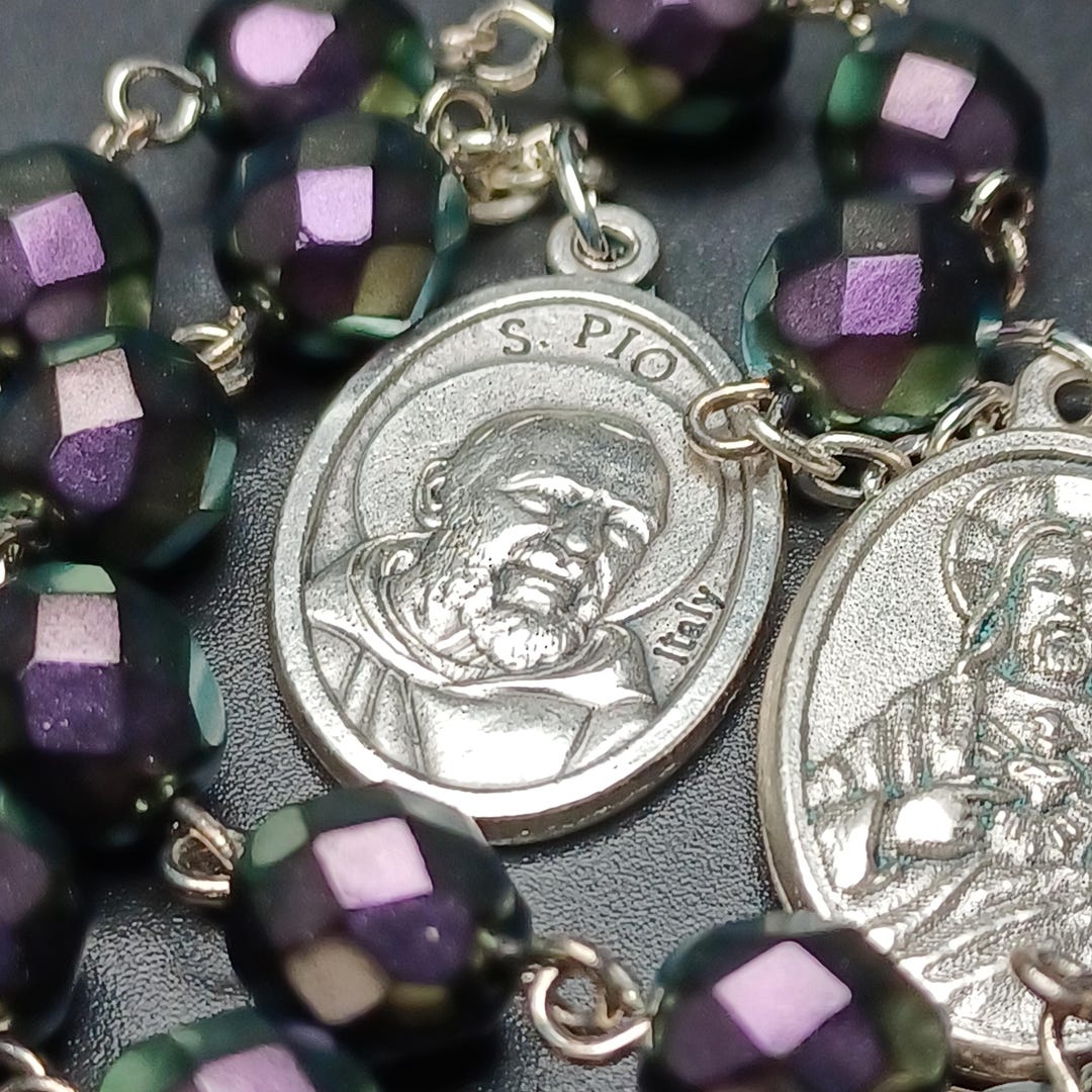 Chaplet of St. Padre Pio, Saint Padre Pio of Pietrelclina Chaplet ...