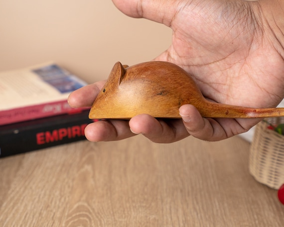 Mini Mouse Wooden Carving 2 Inch / 5 Cm High Mouse - Etsy