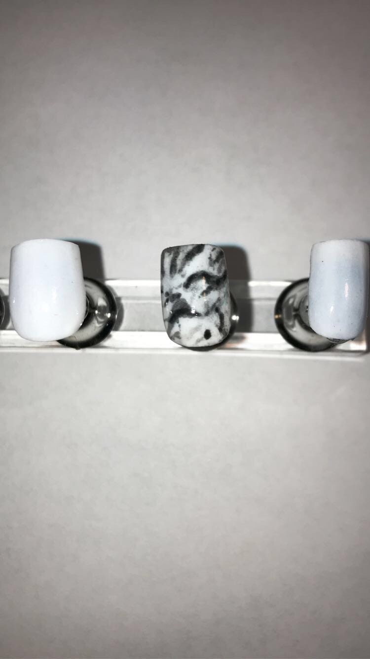 White and Marble Press-on Nails Full Kit Glue and Files - Etsy
