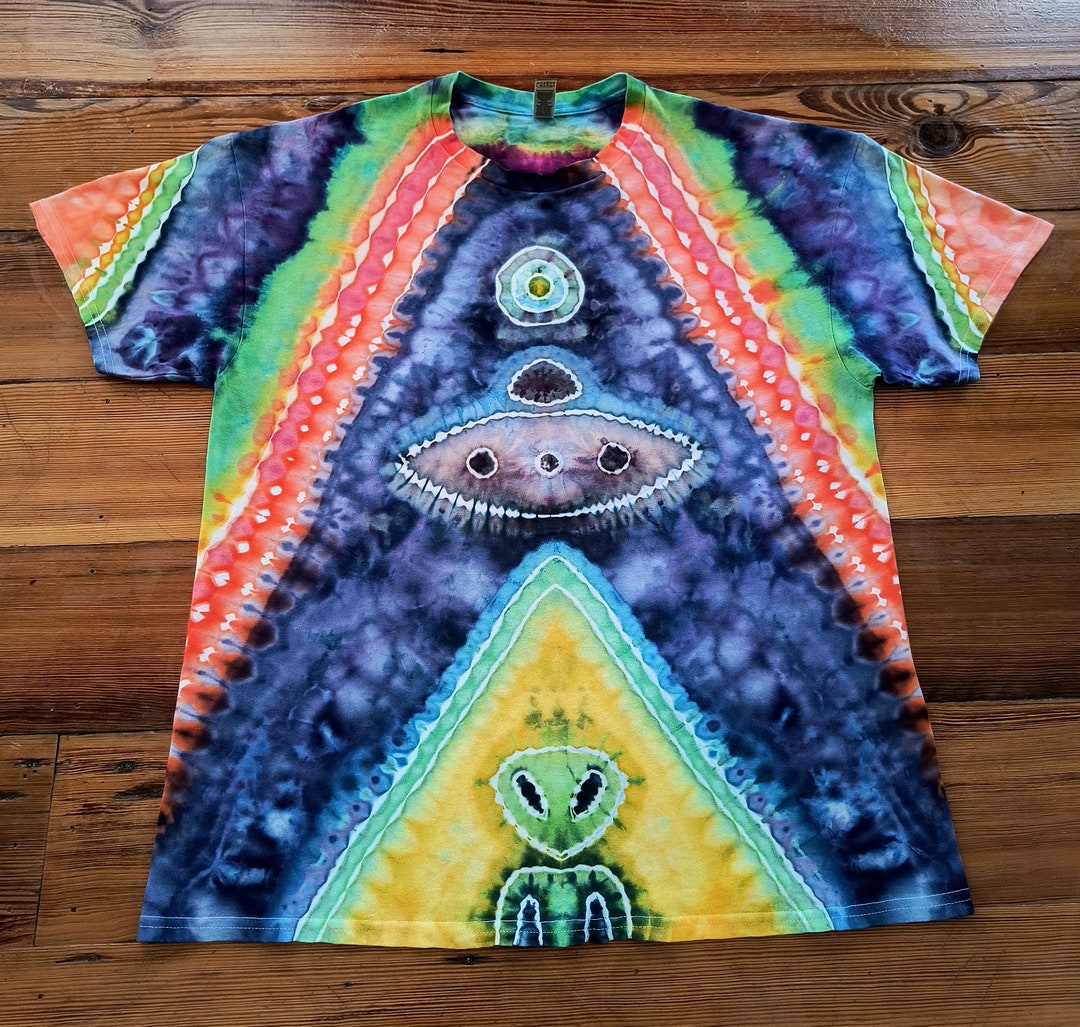 CUSTOM Alien UFO Tie Dye Personalized Your Colors Bwagnuka - Etsy