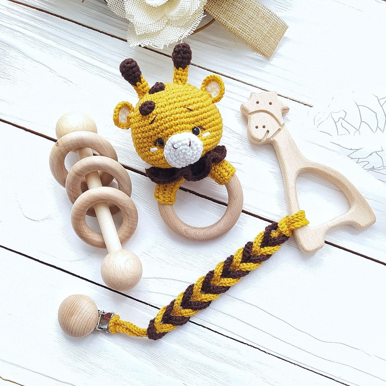 Giraffe Baby Shower Gift Basket With Knitted Baby Rattle and Booties ...