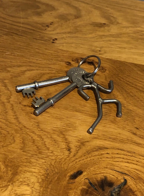 Runner Key ring key ring welded runner art key chain | Etsy