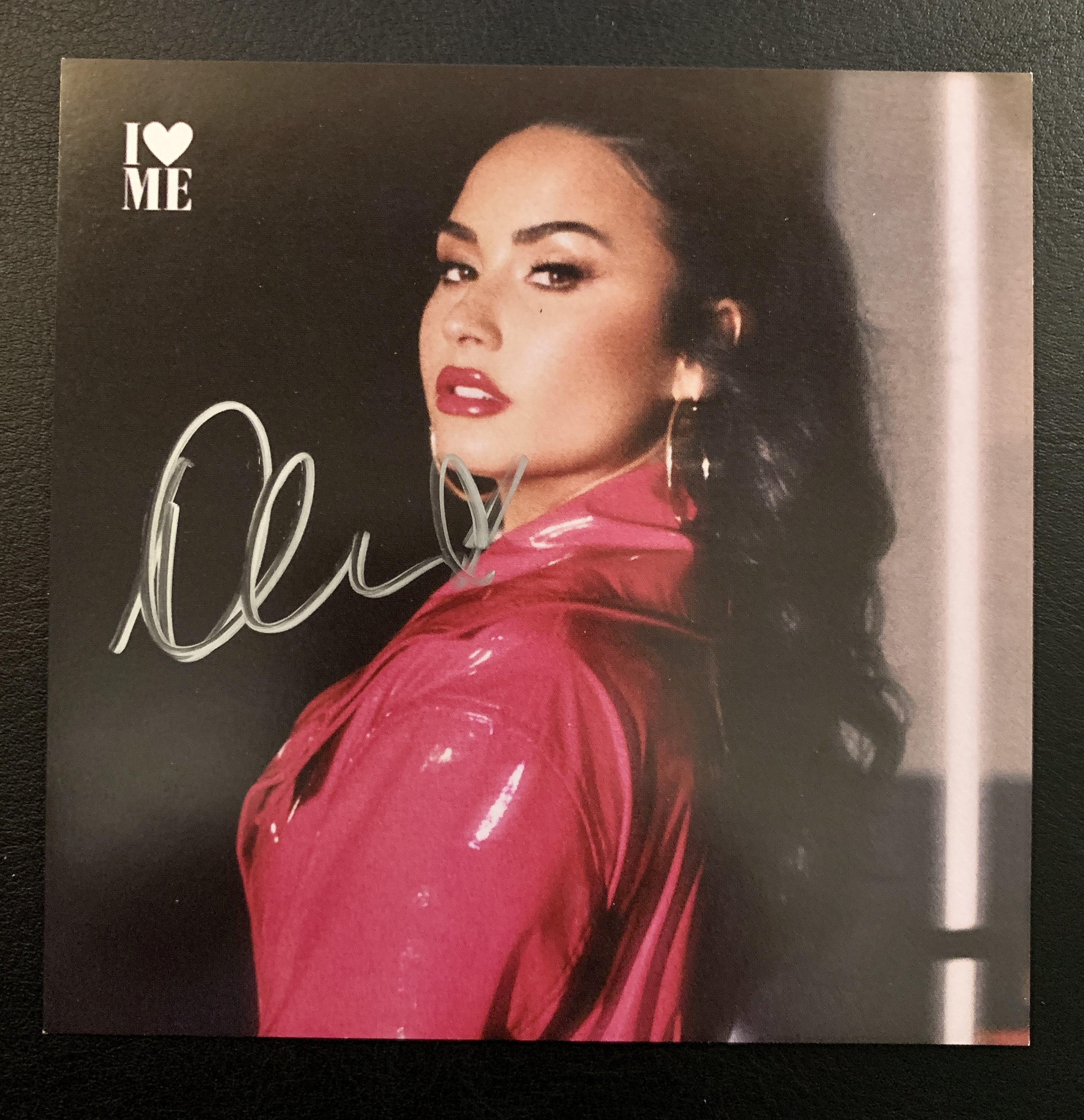 Demi Lovato Autograph Heart