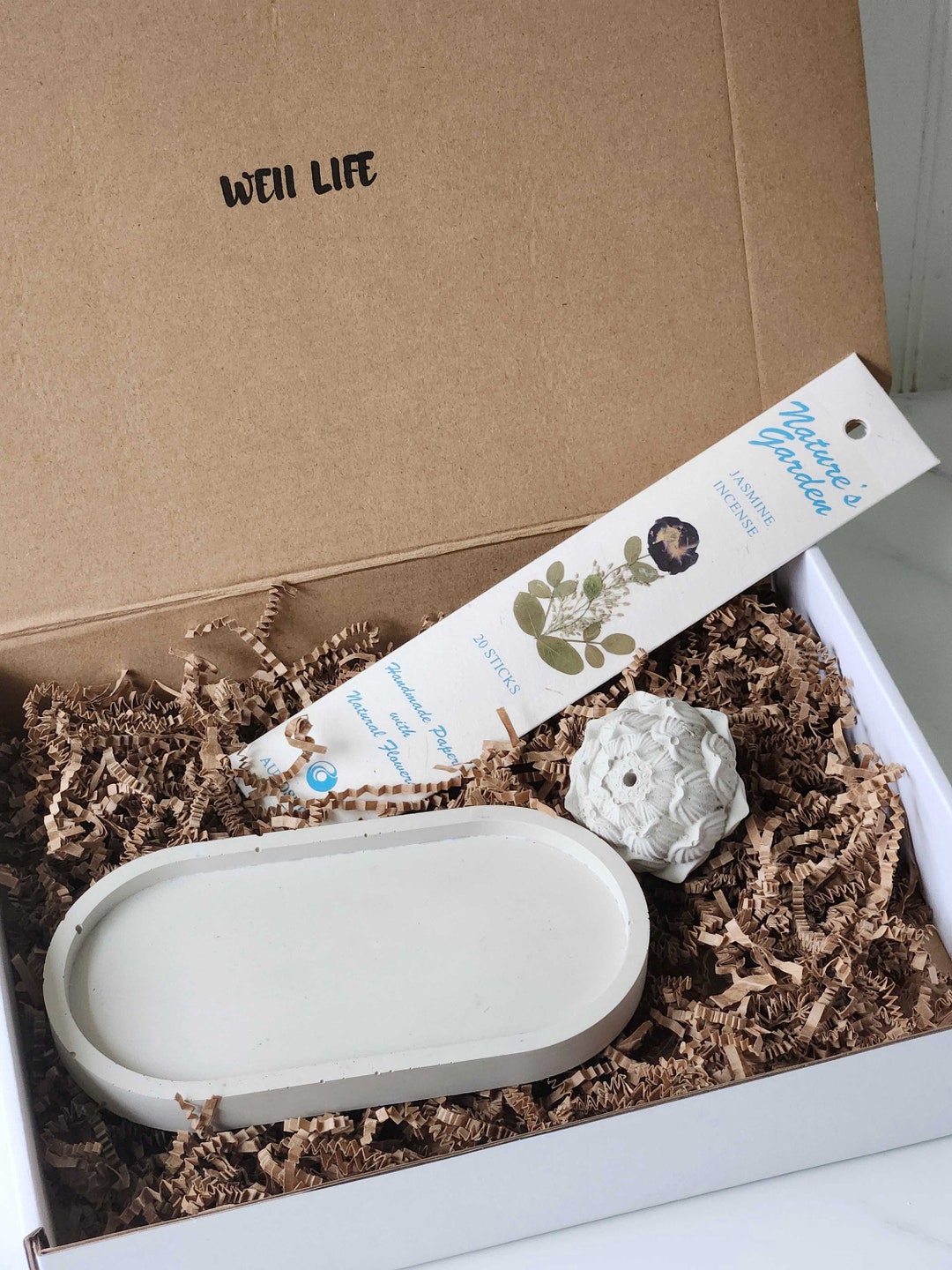 Incense Lover Gift Set-jesmonite Lotus Incense Burner With Nature's ...