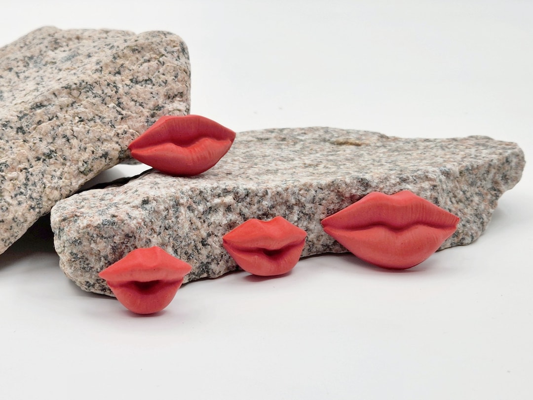 Juicy Red Lips Magnet Set-cute Handmade Jesmonite Red Lip Fridge Magnet ...