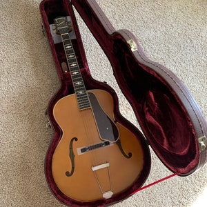 Epiphone Masterbilt Century Deluxe Classic Acoustic Electric Archtop ...