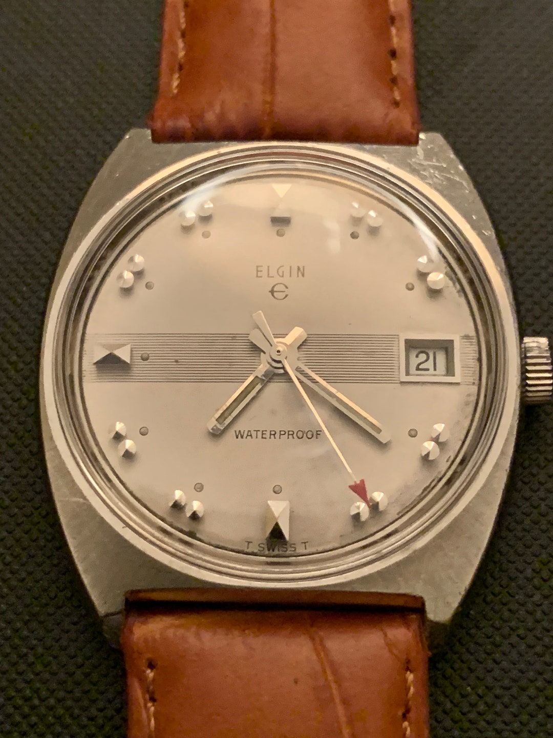 1980s Elgin Swiss Men's Watch: Stainless Steel, Red Arrow Second Hand ...