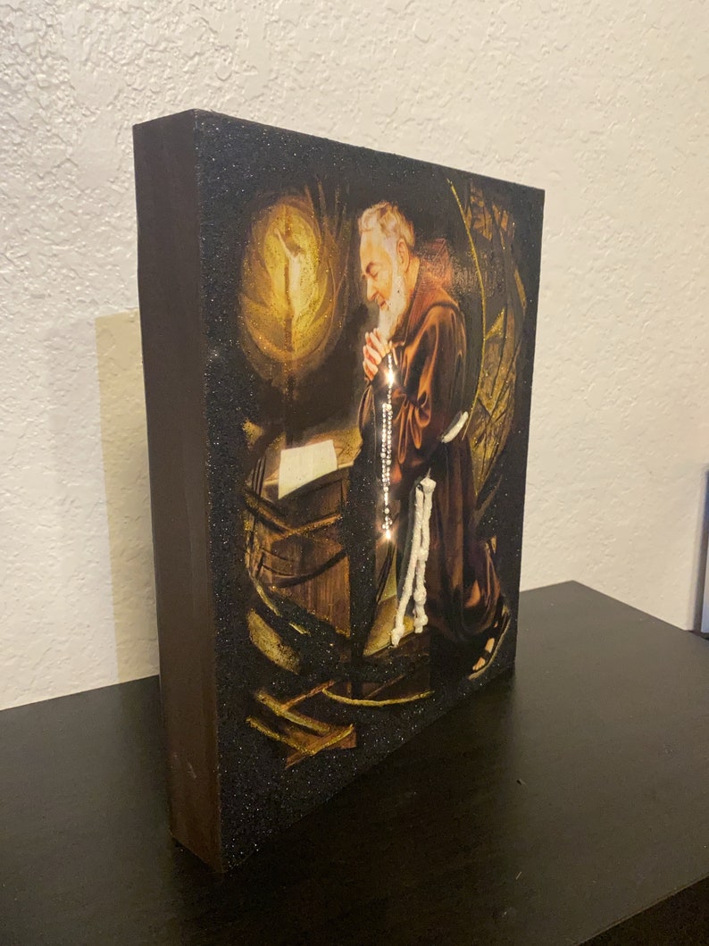St. Padre Pio of Pietrelcina. Padre Pio De Pietrelcina with Clear Epoxy ...