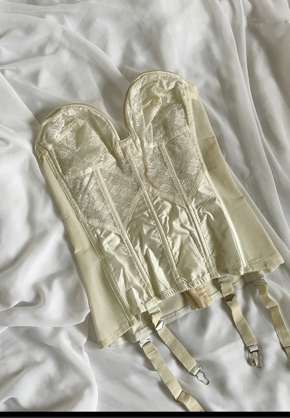 Vintage 50s ivory lace and satin bustier, size 34C #… - Gem