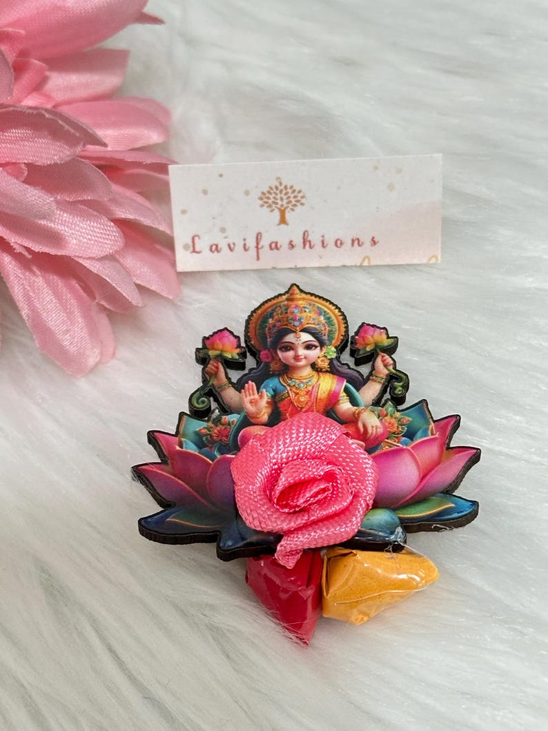 Goddess Lakshmi Haldi Kumkum Packet Pack of 25 | Pasupu Kumkum Holder ...