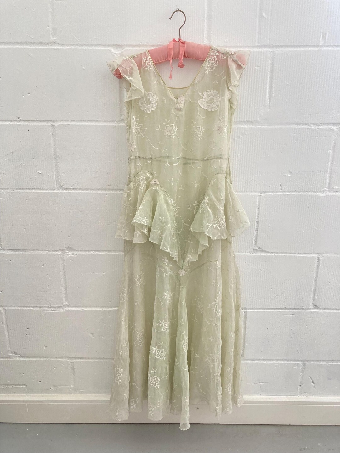 1930s Green Floral Cotton Organdy Dress Peplum Waist and Flutter ...