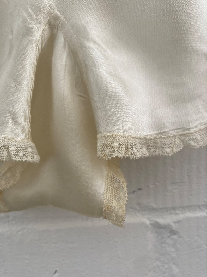 1930s 1940s Milky Satin Tap Pants With Blue Flower Embroidery & Lace ...