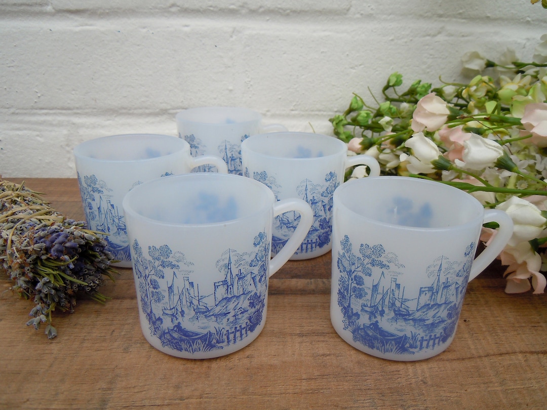 Arcopal Vintage Mugs 1970 1980 70s 80s Blue White - Etsy