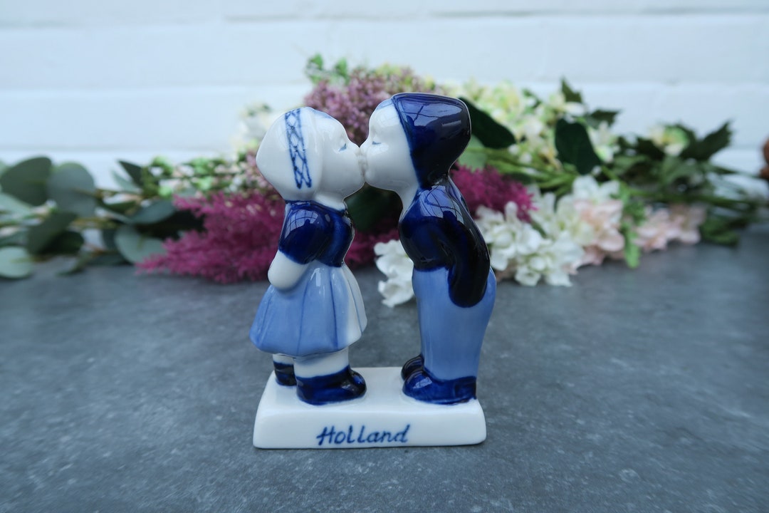 Couple Man Woman Porcelain Delft Hand Painted Blue Kiss - Etsy