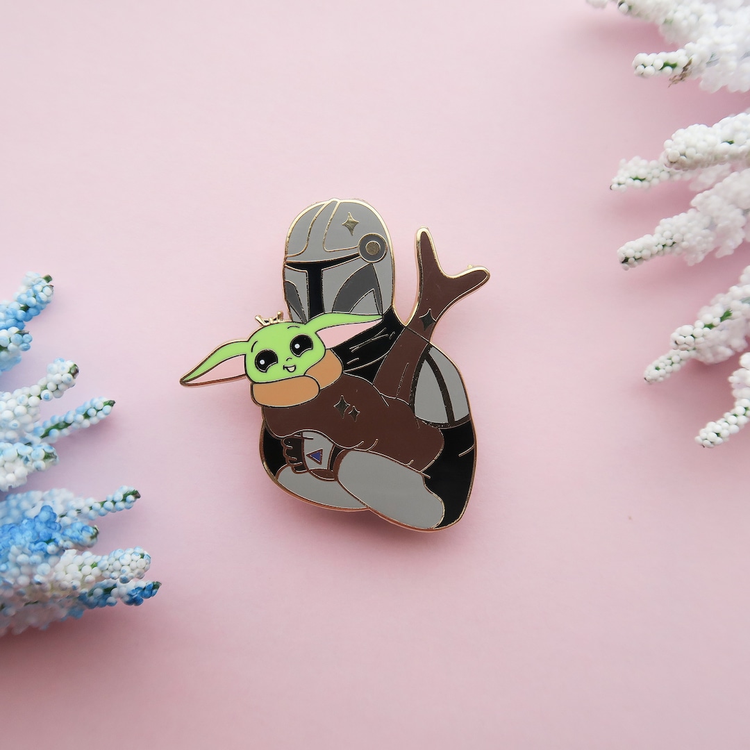 Grogu (baby Yoda) and Mando Enamel Pin - Cute Enamel Pins - Mandalorian ...